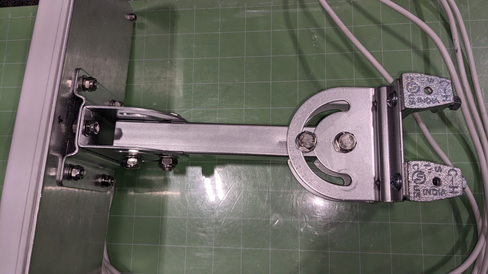 AccelTex ATS-OP-245-6-4RPTP-36 I/O Patch Antenna, 2.4/5 GHz w/mounting ...