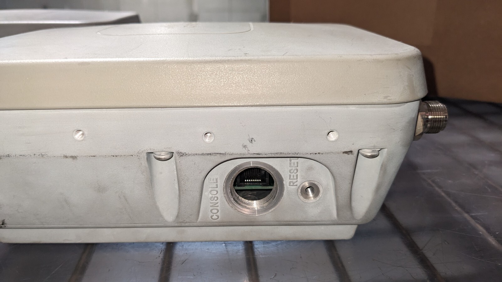 Cisco AIR-AP1562E-B-K9 Low-Profile Outdoor Access Point External ...